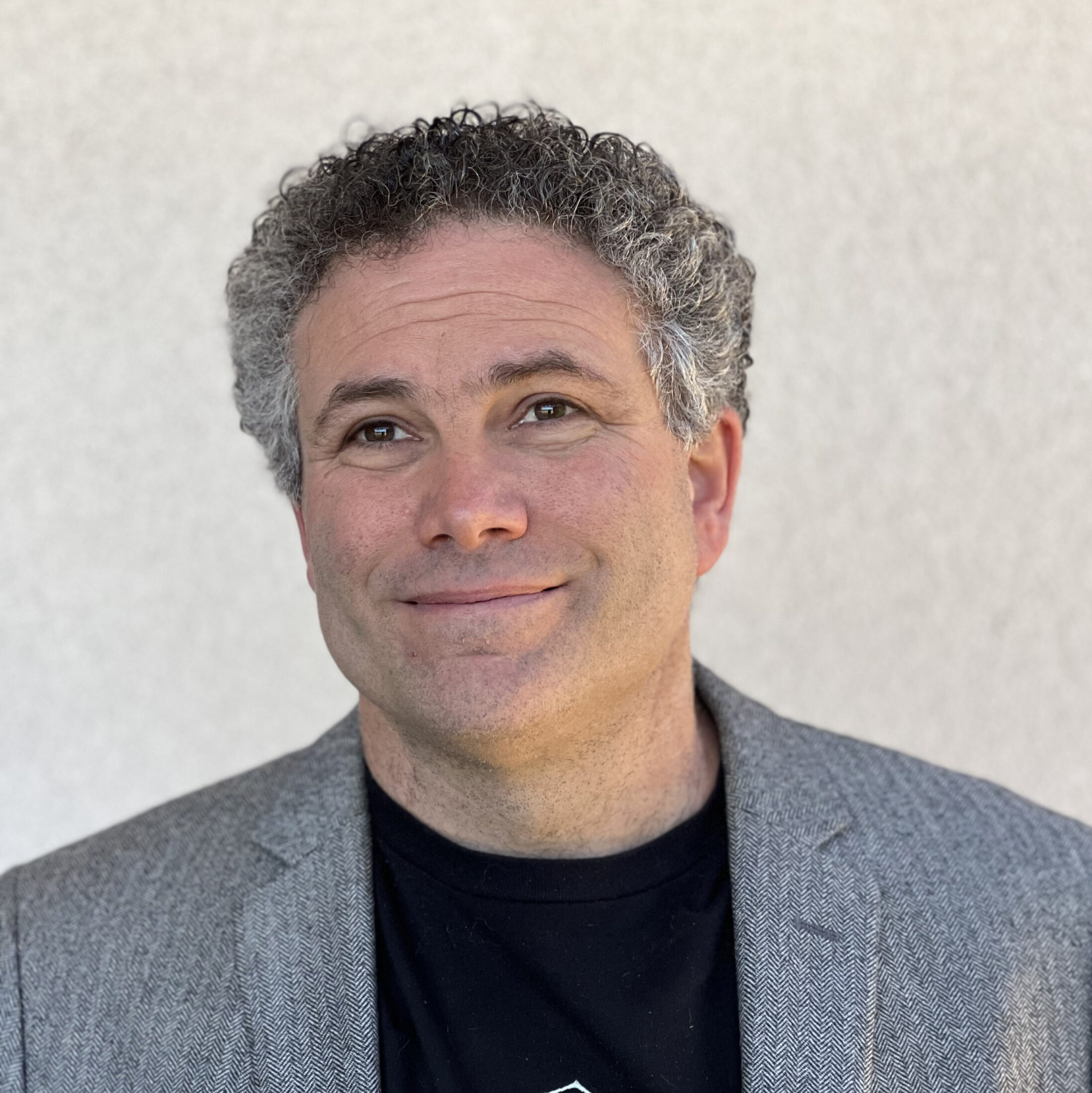 Dr. Louis Rosenberg - CEO & Chief Scientist at Unanimous AI